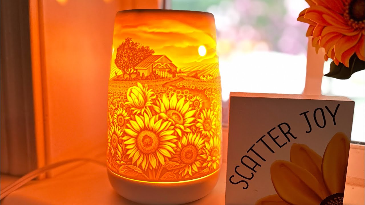 Unboxing-August Scentsy Warmer/Scent of the Month - YouTube