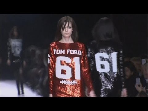 Londra Moda Haftası'nda muhteşem final - le mag