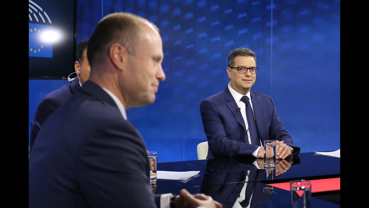 Adrian Delia konvinċenti; Muscat imwaħħal fil-passat - YouTube