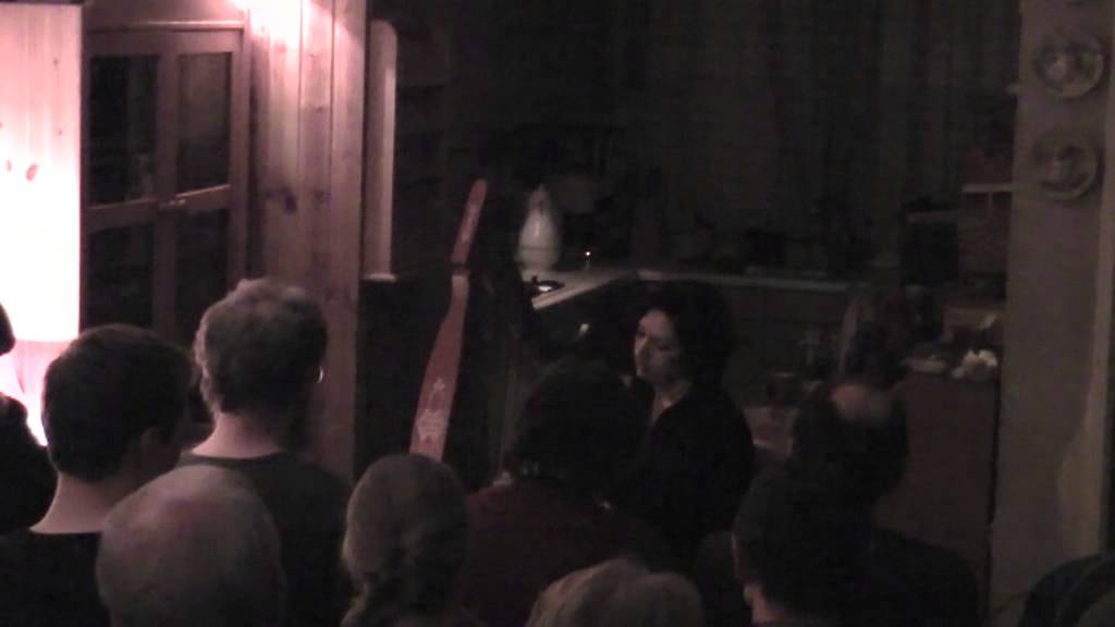 Ailie Robertson - Eleanor Plunkett - Paddy Fahy's jig - YouTube