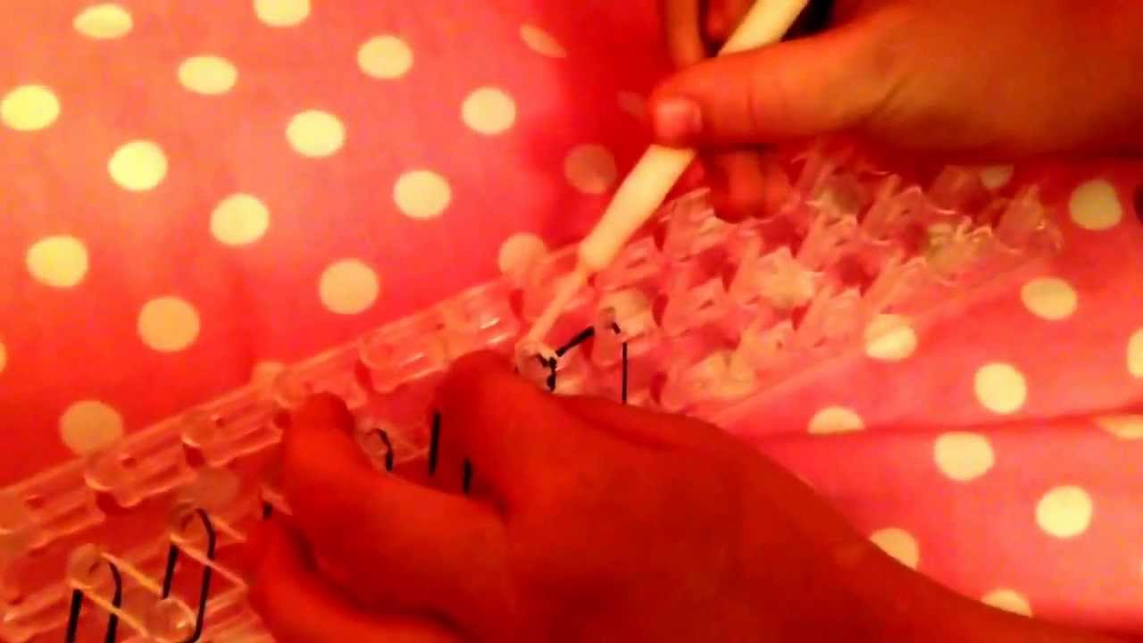 How to make bandaloom braclets - YouTube
