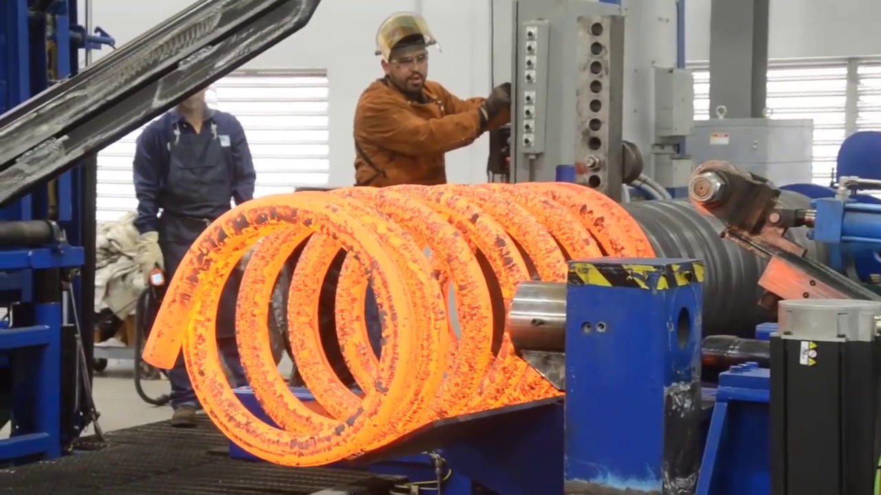 Springs manufacturing-- Fabrication des ressorts - YouTube
