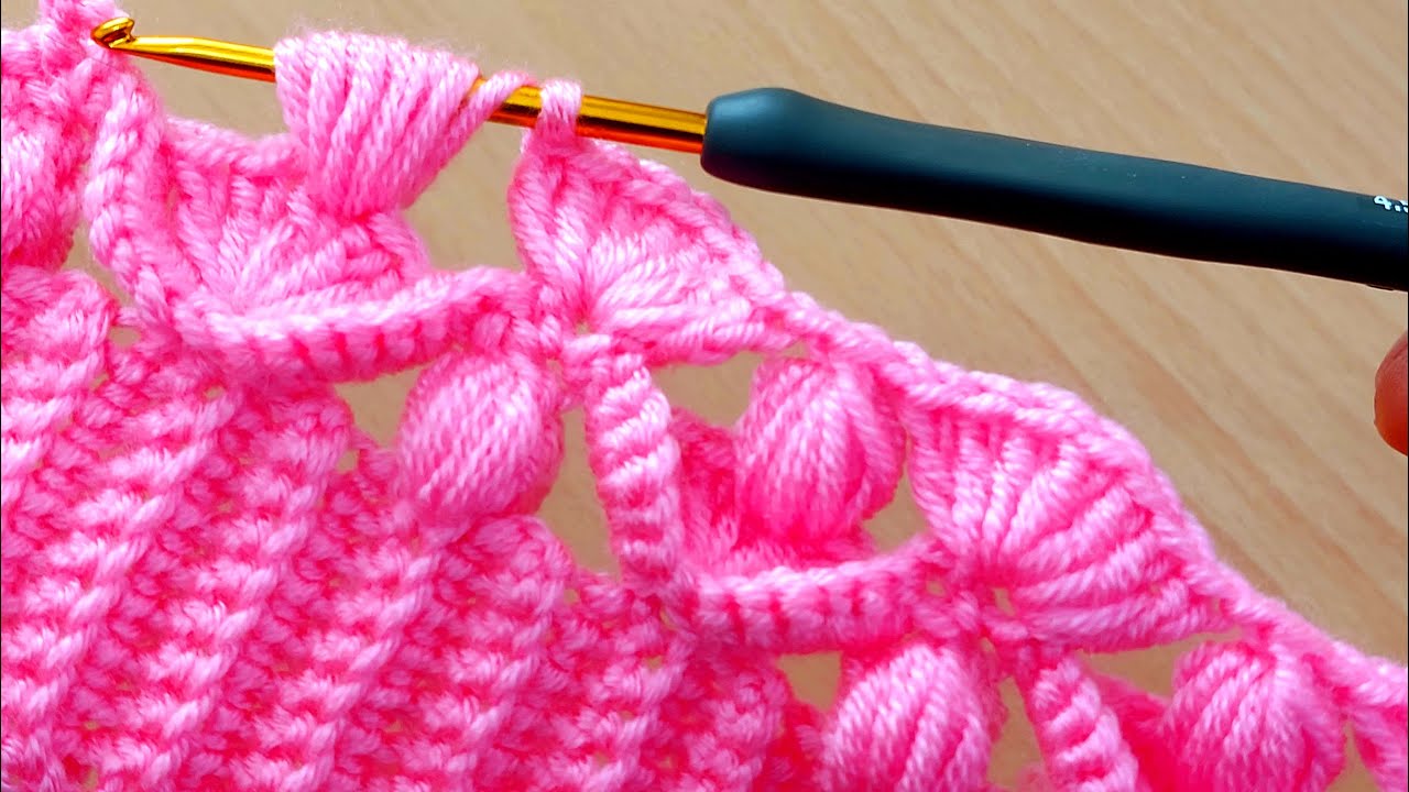 Wow!!! You should see this, it's a super easy perfect crochet stitch ...
