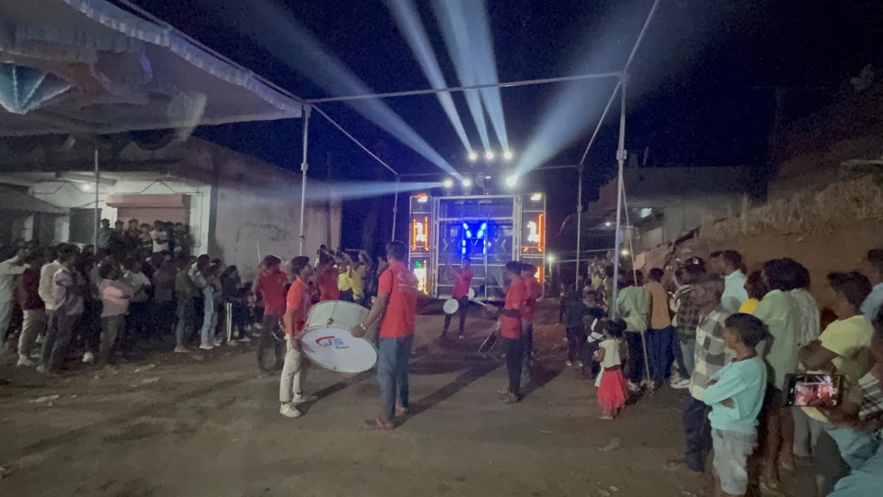 Js band khokhara live at-piplod - YouTube