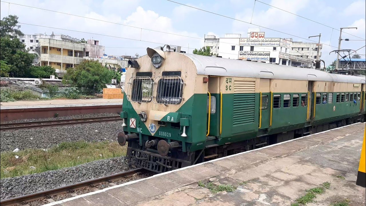 HIGH SPEED SUPER FAST EXPRESS TRAIN VIDEO 12 - YouTube