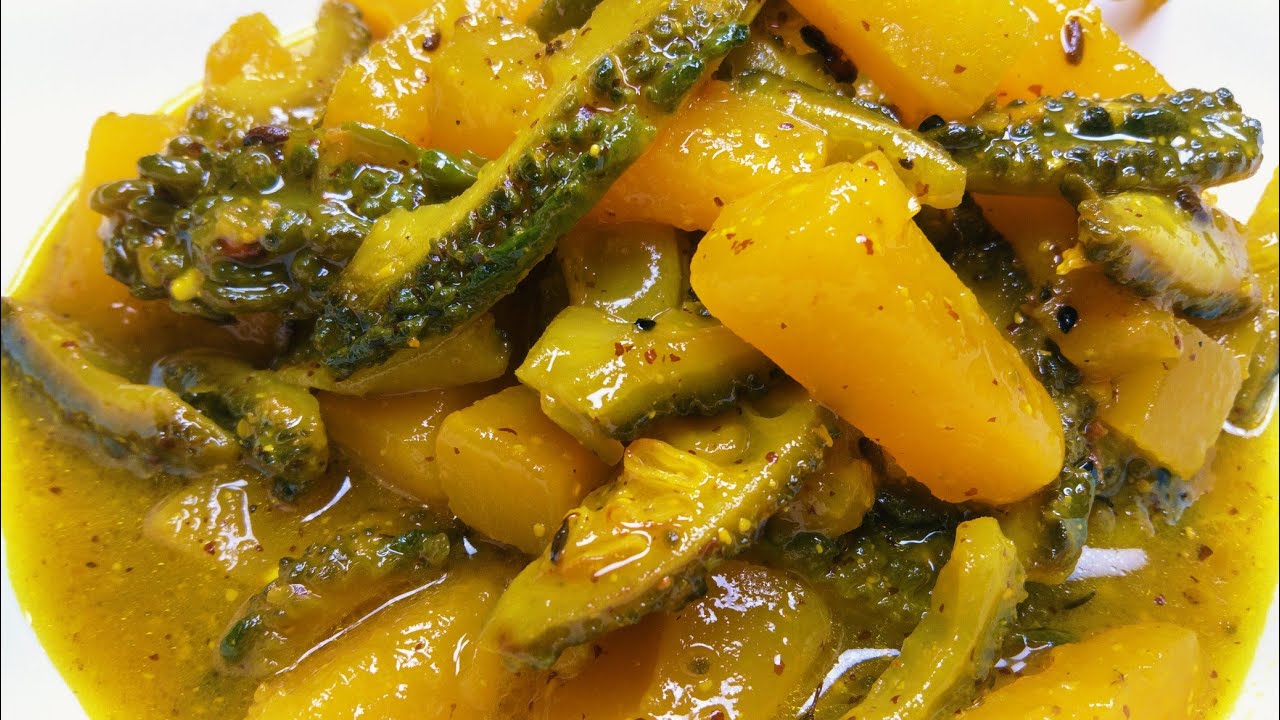 আমার ঠাকুমার হাতের রান্না উচ্ছে কুমড়ো কাসন ll Uchhe Recipe Bengali ...