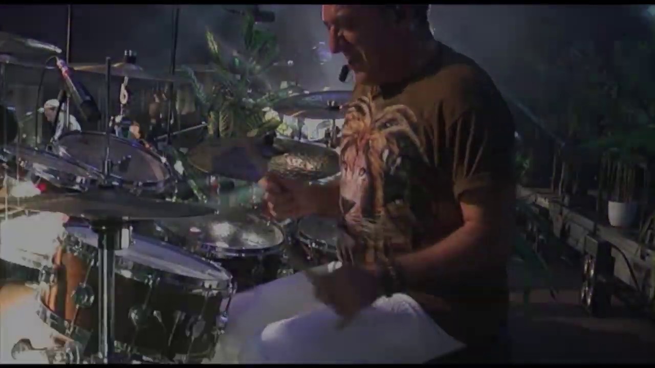 GIRA TODO ES AHORA-MANOLO GARCIA-MIX DE TRES CANCIONES-(DRUMS) - YouTube