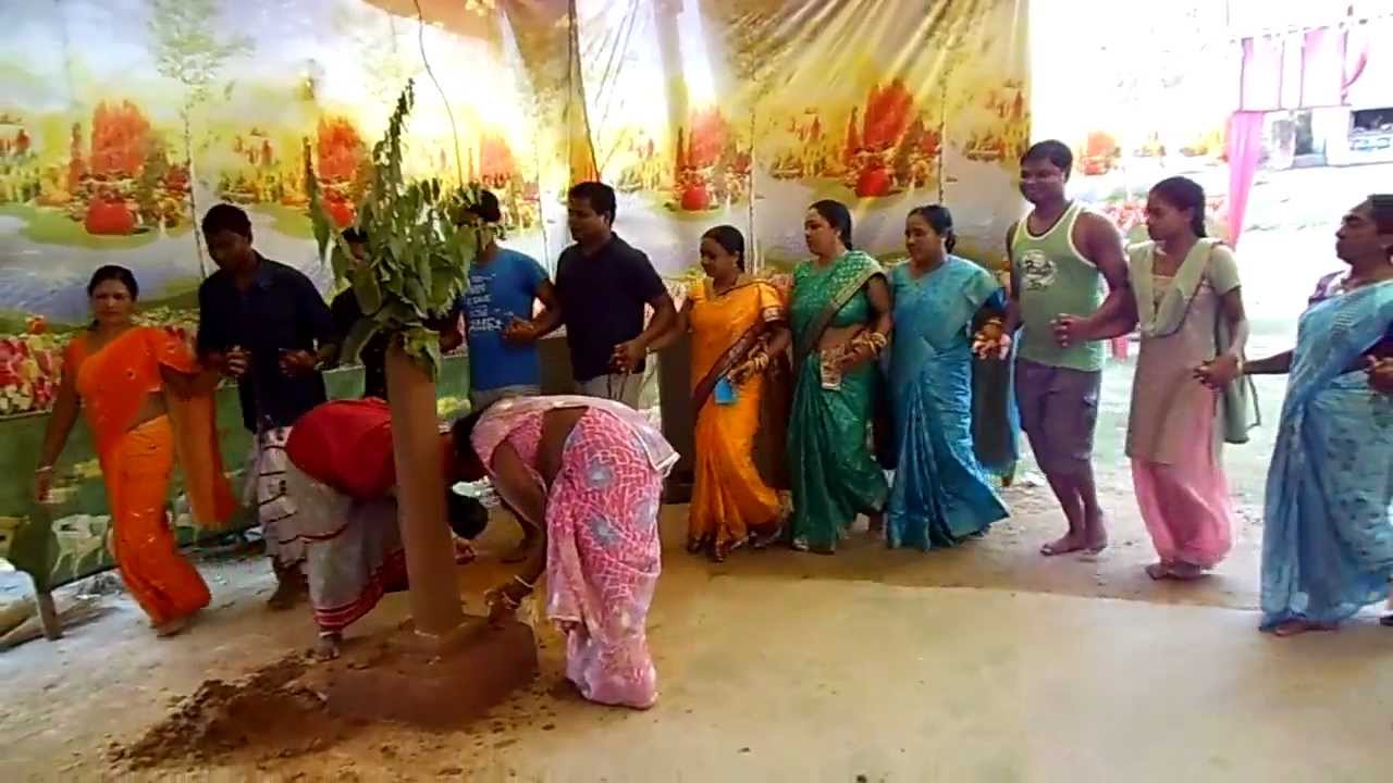 Traditional Santal Dance - YouTube