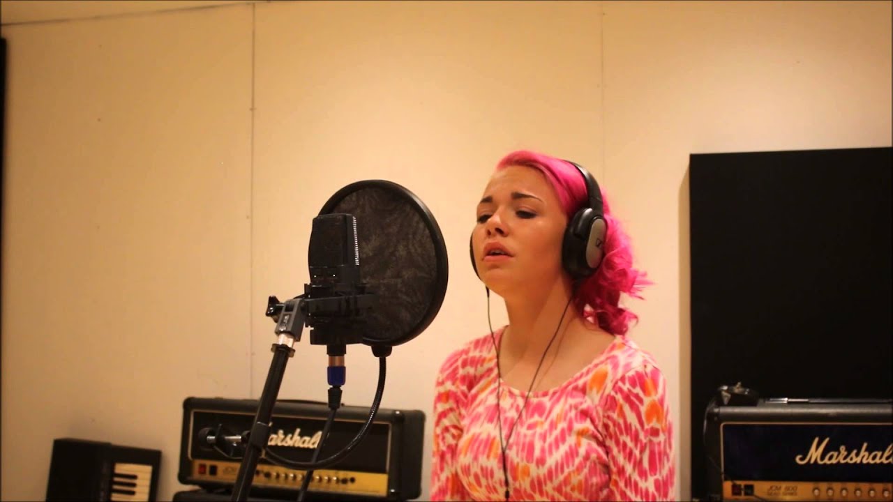 Clown Emeli Sande Cover by Morgan Smith xx - YouTube