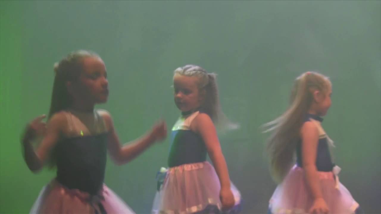 Le Dance Studio Show 2016 Trailer - YouTube