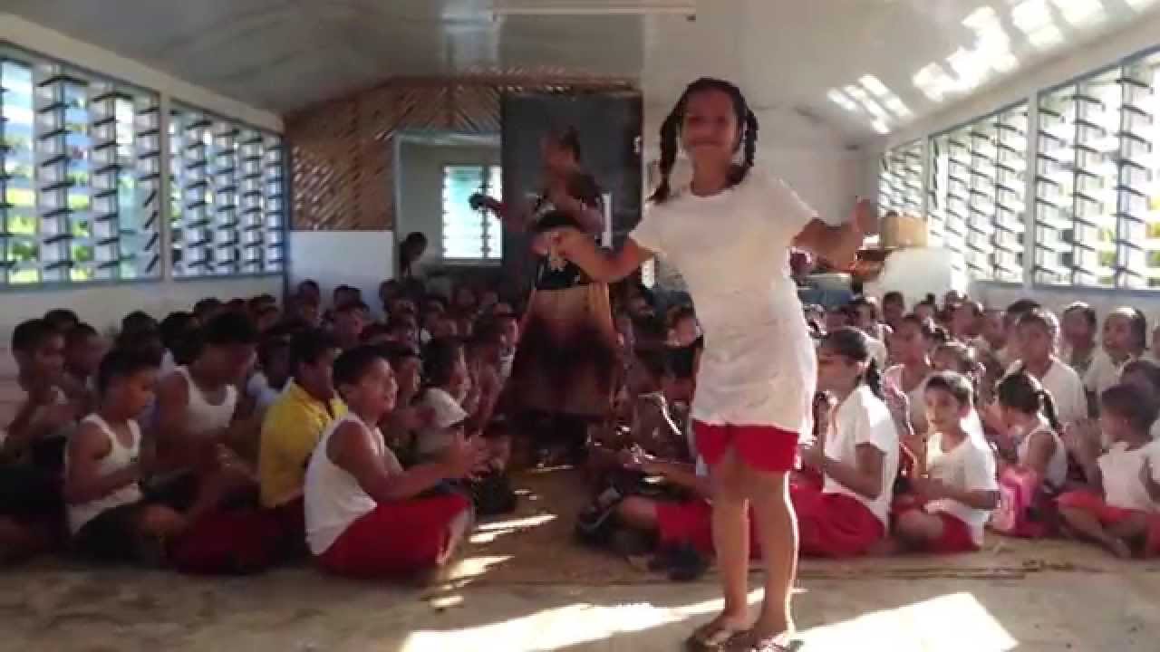 Lotofaga, Samoa school children dance to and sing village song - YouTube