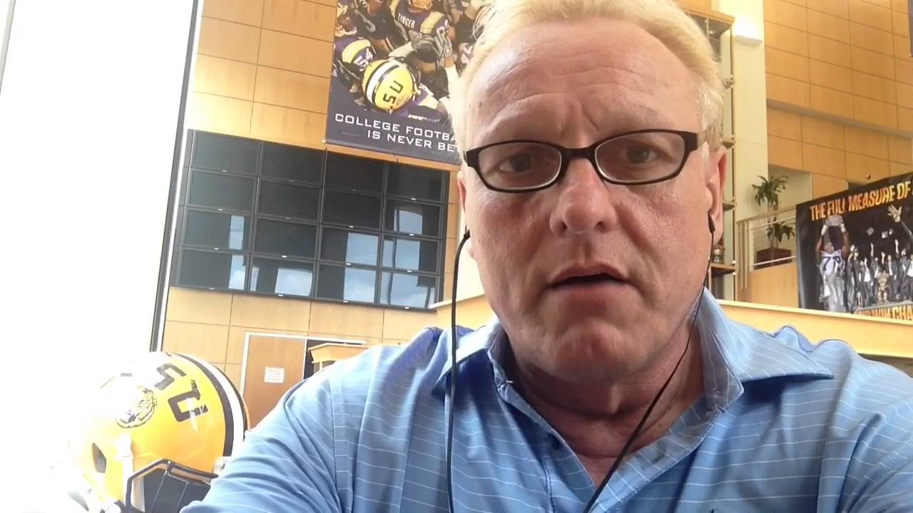 Ron Higgins reports on LSU coach Les Miles opening preseason press ...