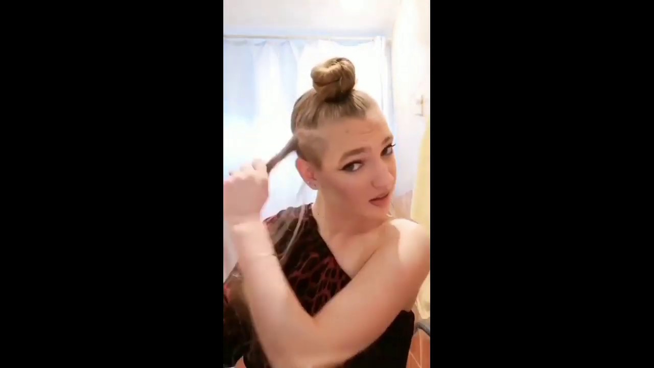 SELF UNDERCUT GIRL AND RESHAVE HAIR | CLIPPER CUT - YouTube