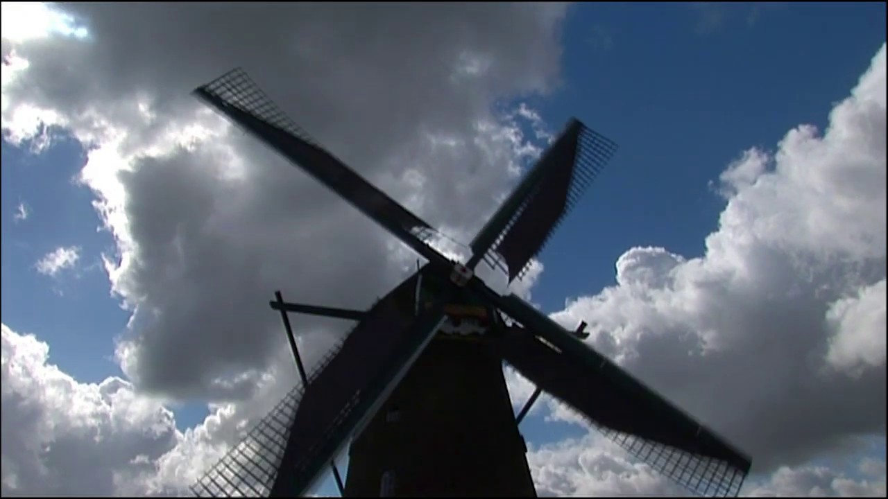 Pump water! The Netherlands - YouTube