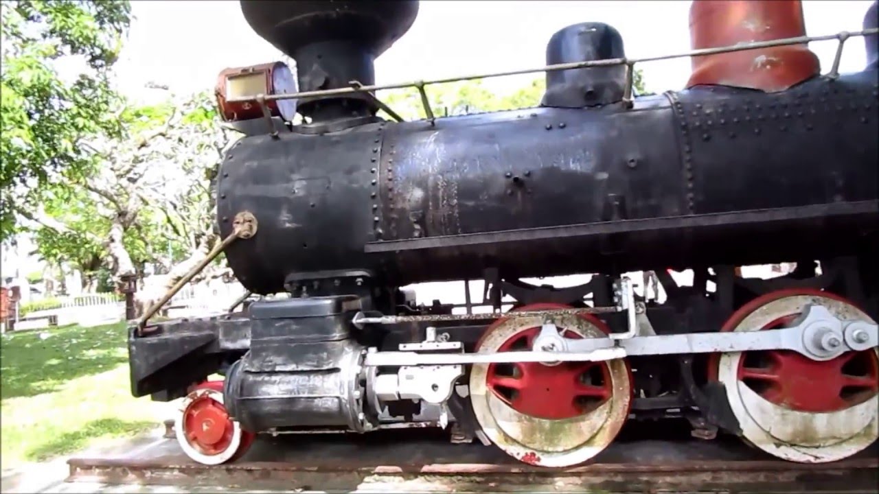 Locomotive at Libertad Plaza, Iloilo City - YouTube