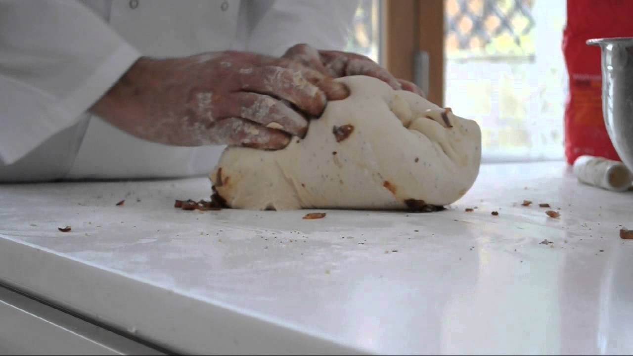 Introduction to bread making class - YouTube