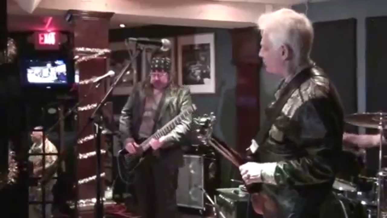 Teddy Rondinelli,Bobby Rondinelli,and Rob Demartino Going Down!! - YouTube