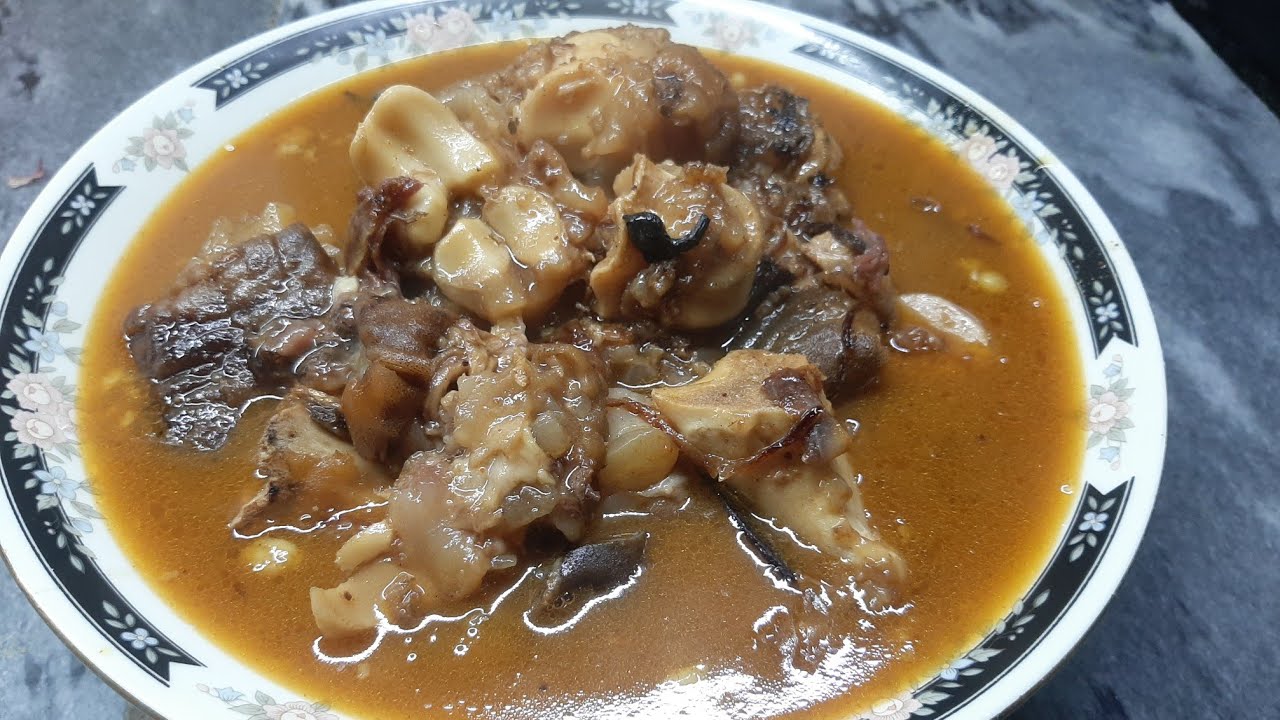 delicious and best food for winter...... Beef Paye (cow trotters) - YouTube