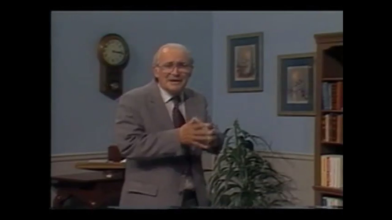 Martin Luther (Pt. 2): Handout Church History with John Gerstner - YouTube