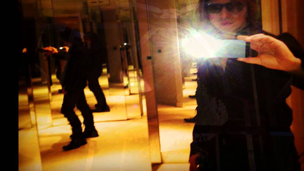 Yoshiki's Birthday by Vincent Stone performing (Vincenzo Sasso) - YouTube