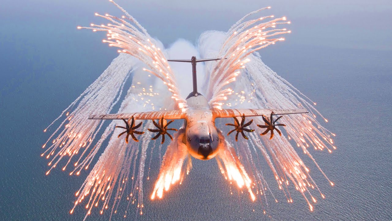 Why Flares are used by Pilots? - YouTube