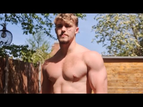 Easy Way To Build Muscle Using LIGHTER Weights - YouTube