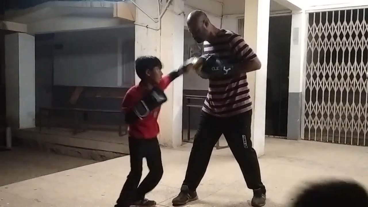 boxing evening session..boxing padding.... - YouTube