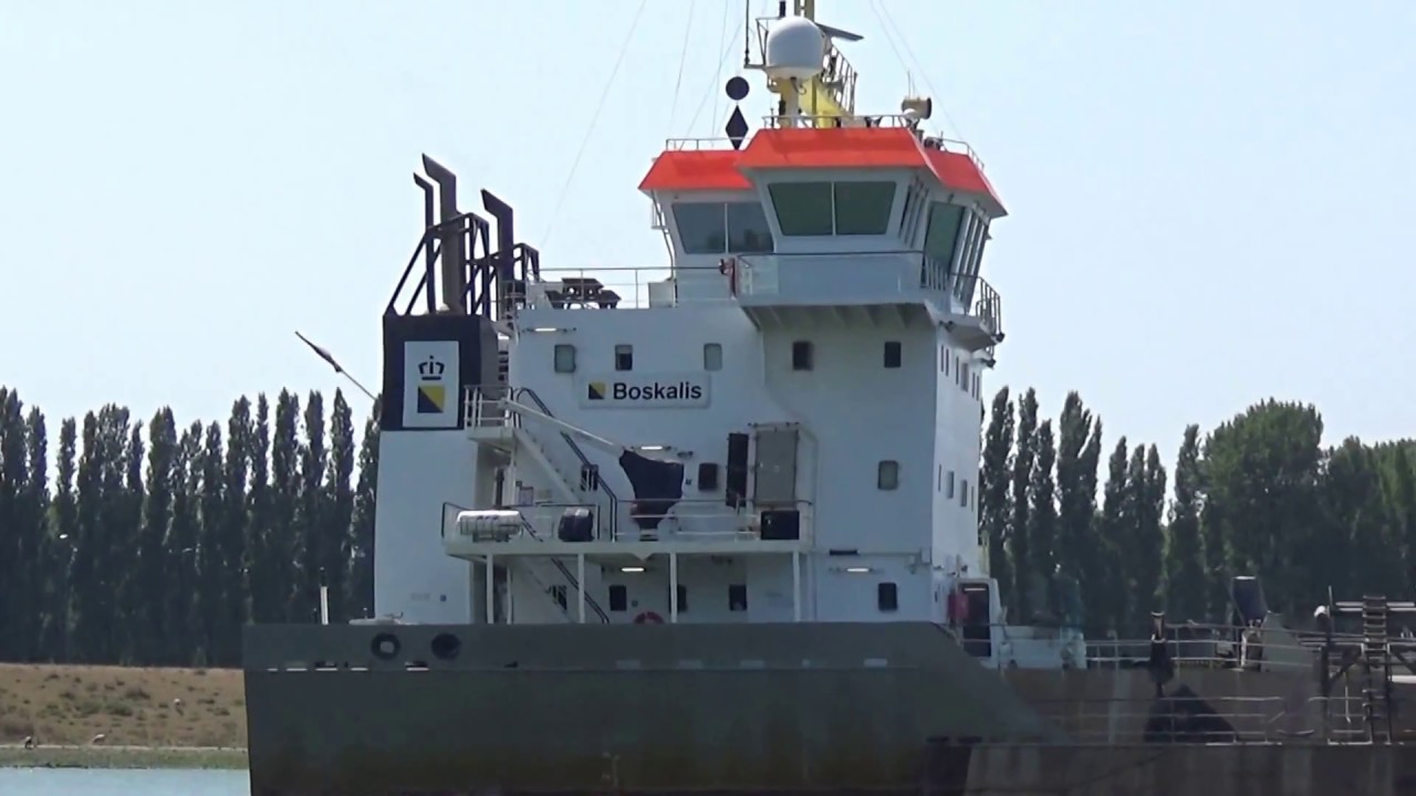 Strandway special dredging equipment - YouTube