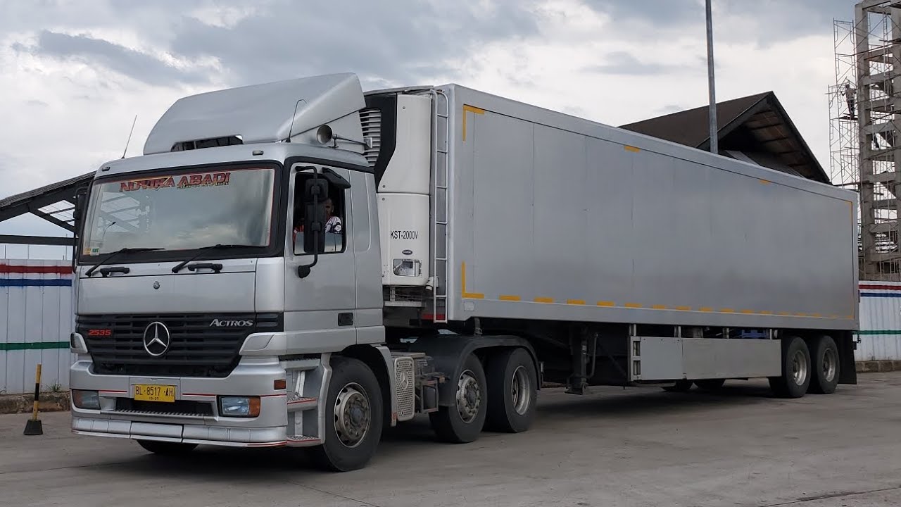 Melihat Keberangkatan Unit Spesial Mercy Benz Actros MP1 2535 ex GG ...