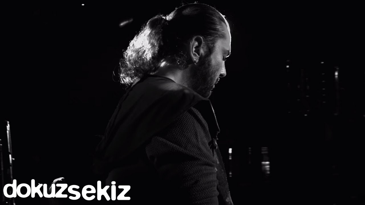 Halil Sezai - Git (Klip Teaser) - YouTube