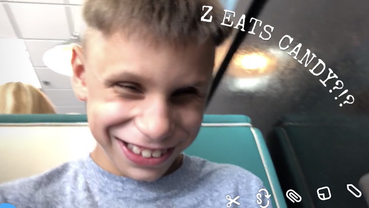 Z EATS CANDY! - YouTube