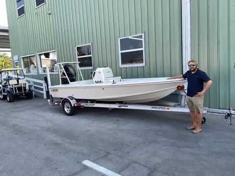 2020 Hewes 18 Redfisher Walk-through | Caribee Boat Sales - YouTube