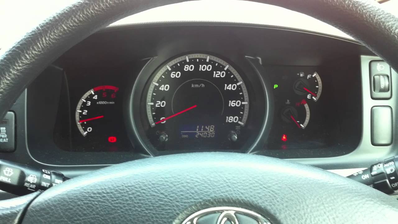 2010 Toyota Hiace 3.0 SuperGL D KDH201V speedometer - YouTube