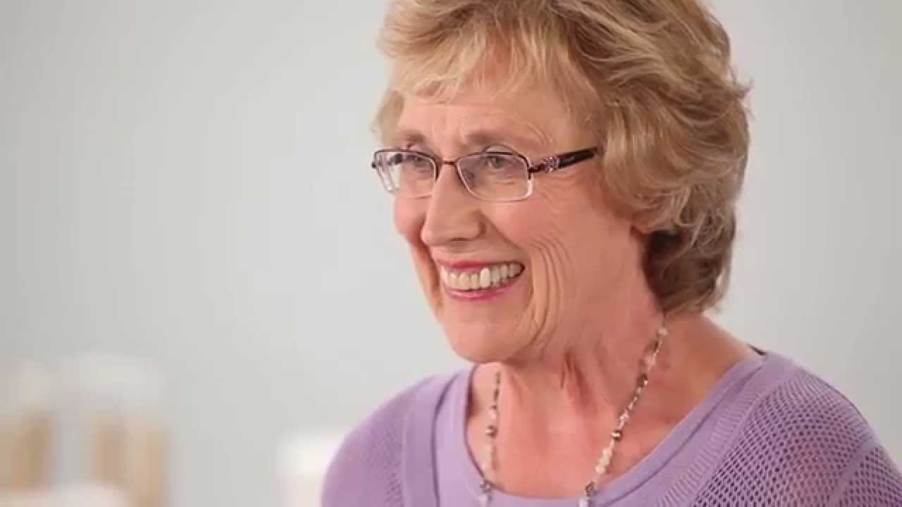 Why Trust Baby Lock: Eleanor Burns, Quilt in a Day - YouTube