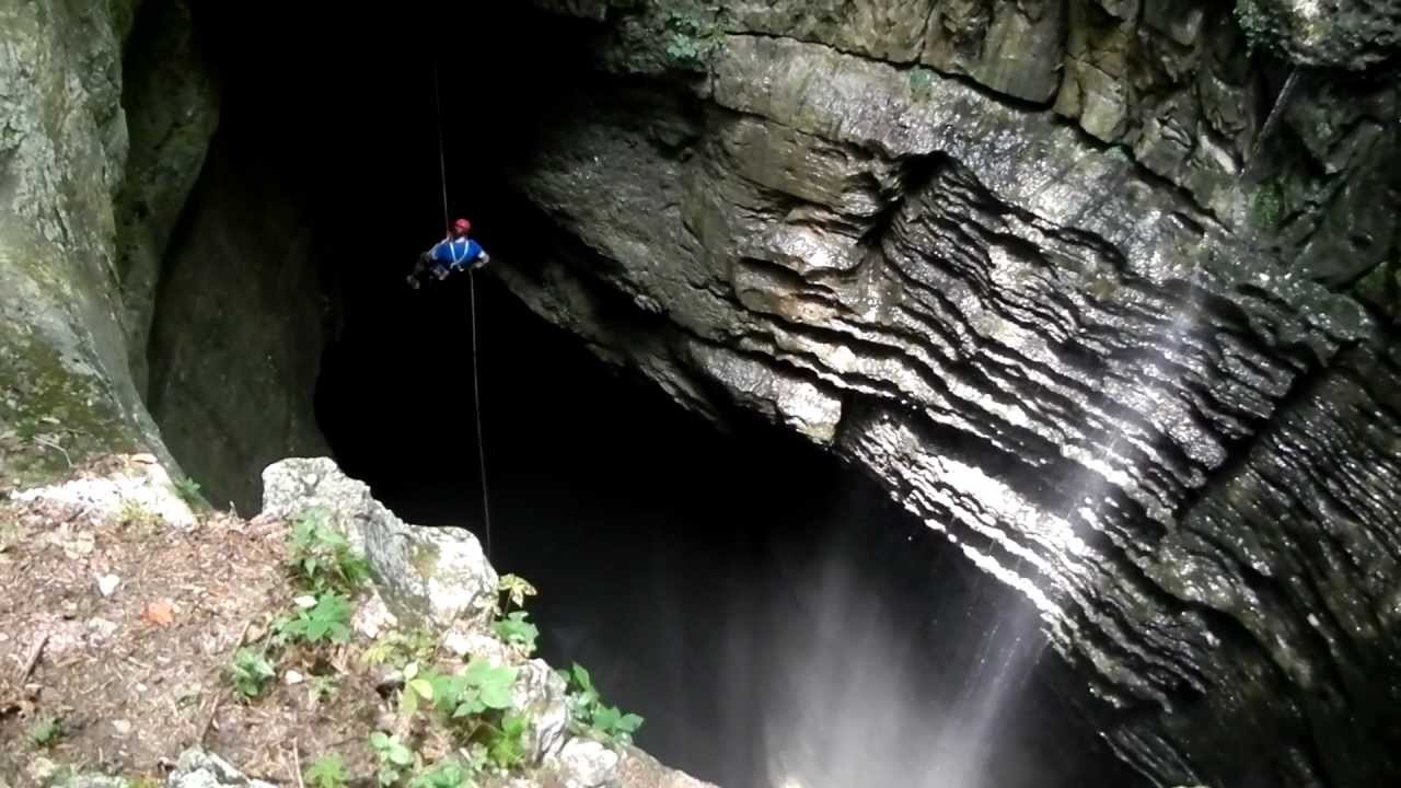 Rappelling into an Alabama pit. - YouTube