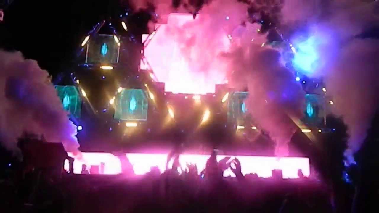 Krewella- "Hype" & "Lights & Thunder" @ EDC Orlando 2013: Day 2 - YouTube