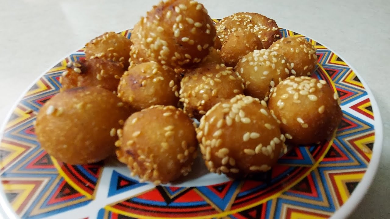 Aaj mein ne banae meethay pakoray! مزےدار میٹھے پکوڑے. Sweet pakoray ...
