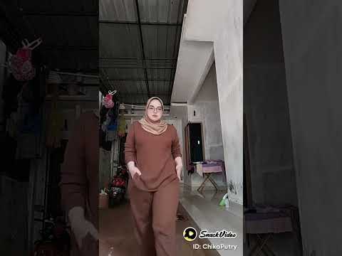 Semok bahenol montok tembem gemoooy