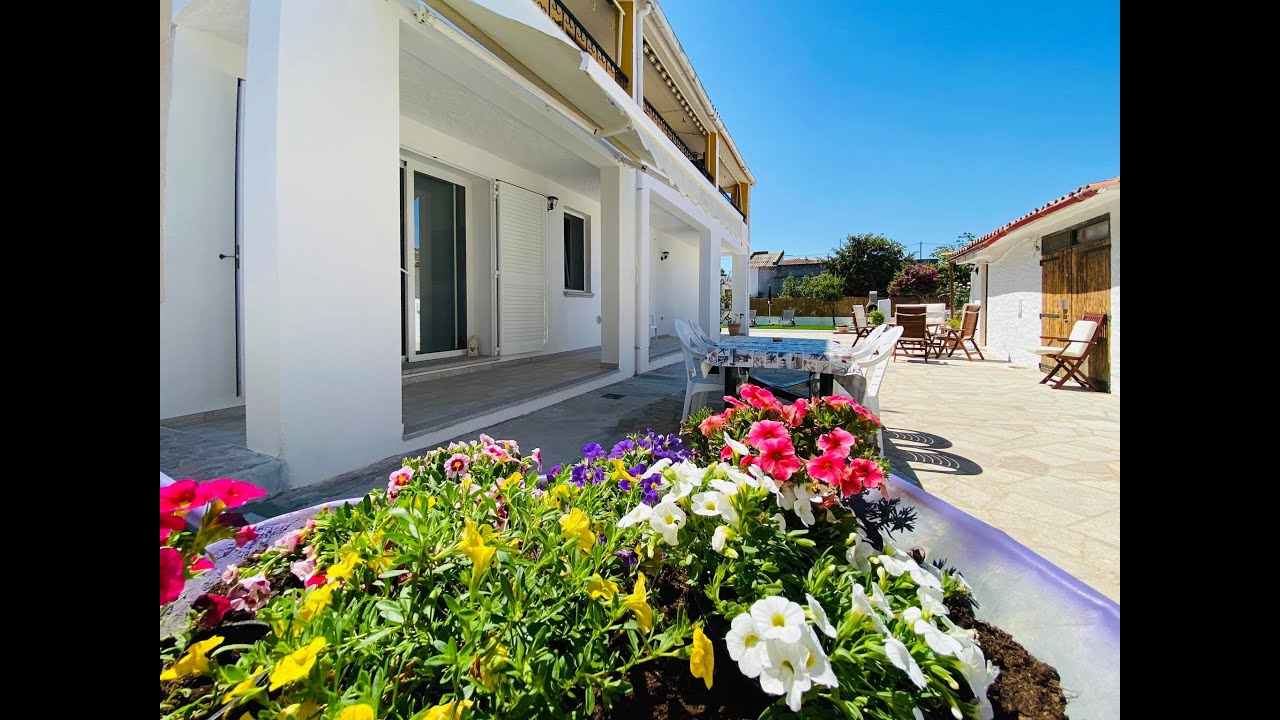 Le Case di HELGA - casa Stella - YouTube