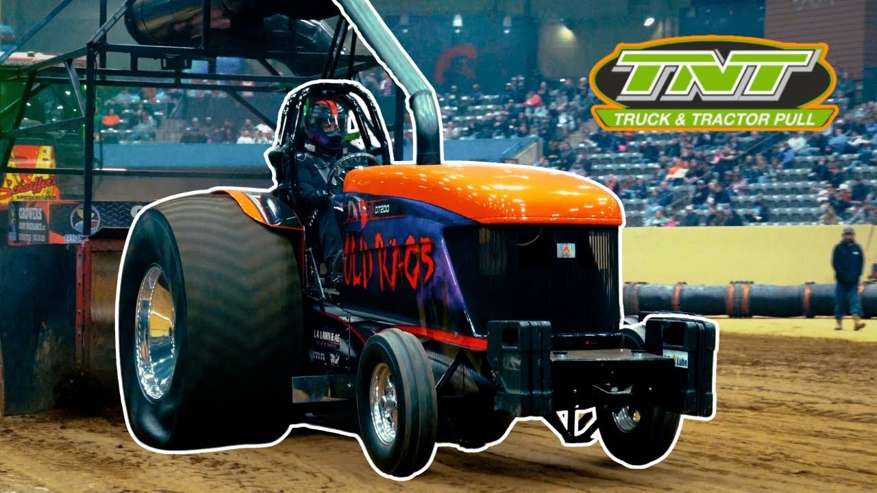 Tractor Pulling MADNESS 2024 - Light Limited Super Stock FINALS! - YouTube