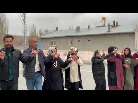GÜNÜNDİ KÖYÜ DÜĞÜNÜ... İYİ SEYİRLER 🌹 HALAYM PRODİCTİON....... #music #halay #love #kurdish