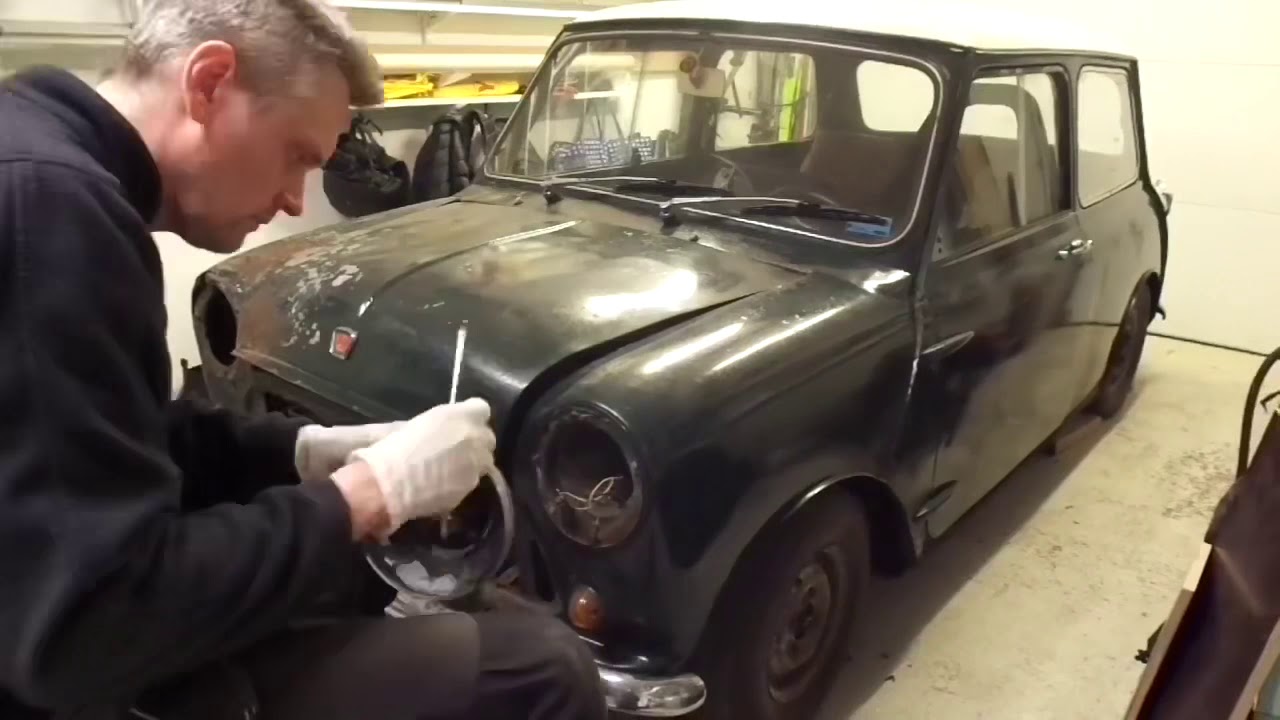 1968 Austin Mini Cooper Restoration day1 - YouTube