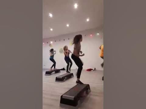 Тренировка по Степ аеробика в MVJ SPORT - YouTube