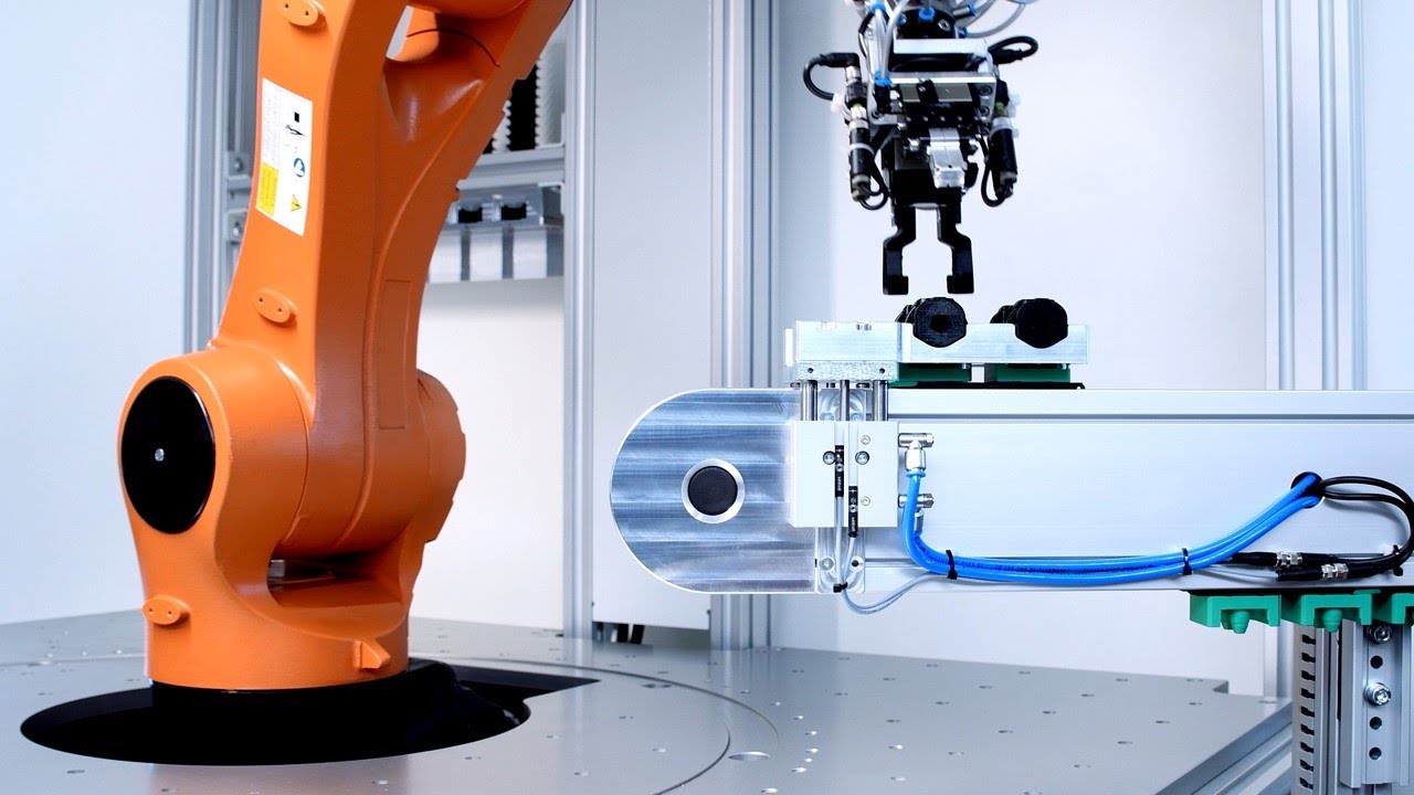 Industrie Förderband – Automatisierung mit der Vario Puffer ...