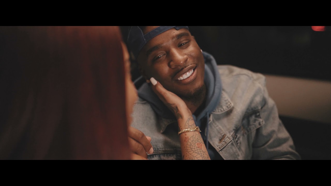 Hitman Holla - It's On/2 Girls [Official Music Video] - YouTube