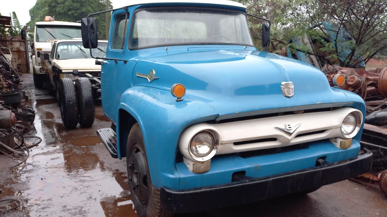 um Ford F 600 ano 1959 motor V 8 todo original a venda valor/ 45 mil ...