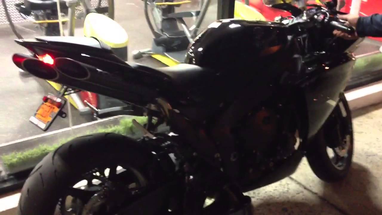2012 Yamaha R1 Toce Exhaust Start Up - YouTube