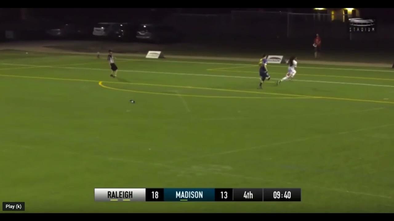 How to Run a Side Stack (Ultimate Frisbee) - YouTube