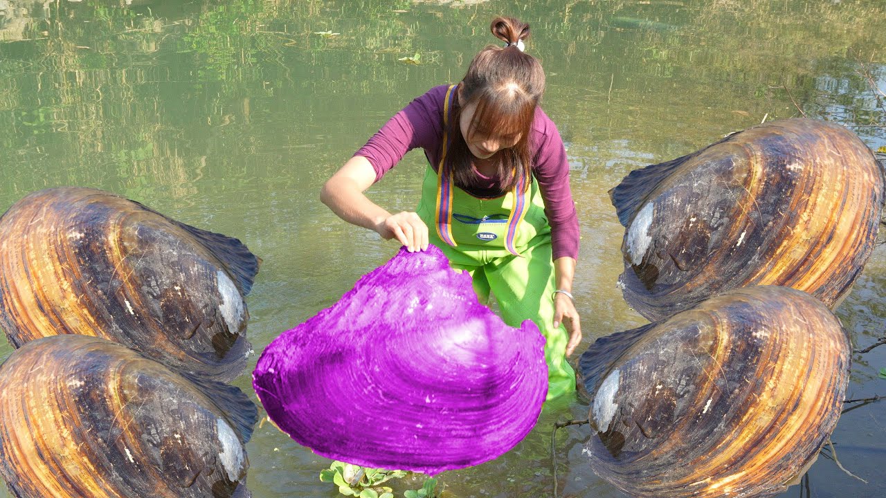 😱 A River's Secret Treasure: A Girl's惊人的 Discovery of a Mutant Pearl ...