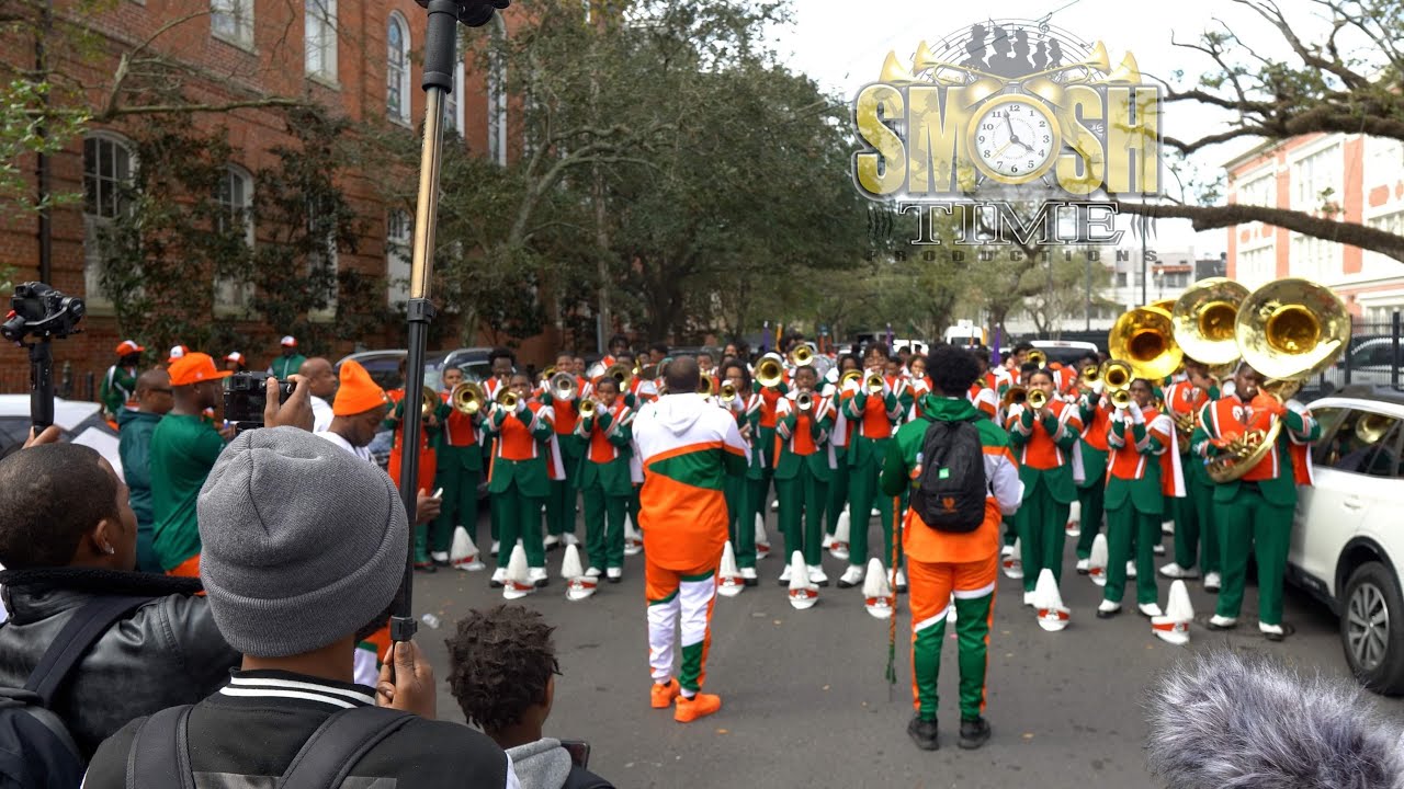 G.W. Carver | Velvet Rope @ Fatale Parade 2022 - YouTube